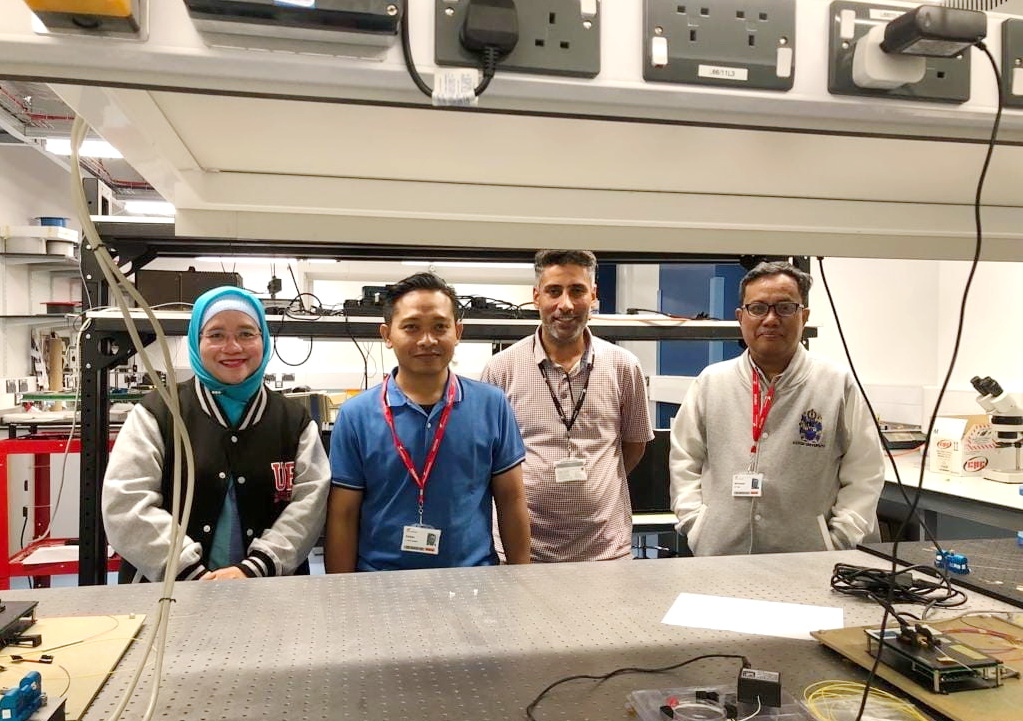 Kerjasama Penelitian Newton Fund Aston University dengan UNAIR Bidang ...