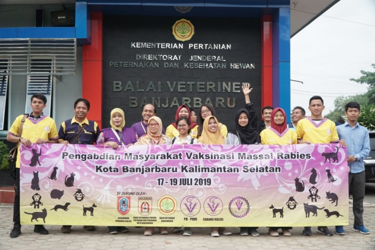 Kolaborasi FKH UNAIR dalam Pengmas Nasional PDHI dan IMAKAHI ...