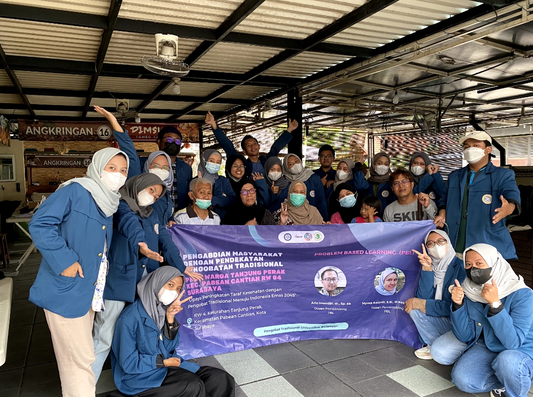 Mahasiswa Pengobat Tradisional UNAIR Gelar Penyuluhan Herbal ...