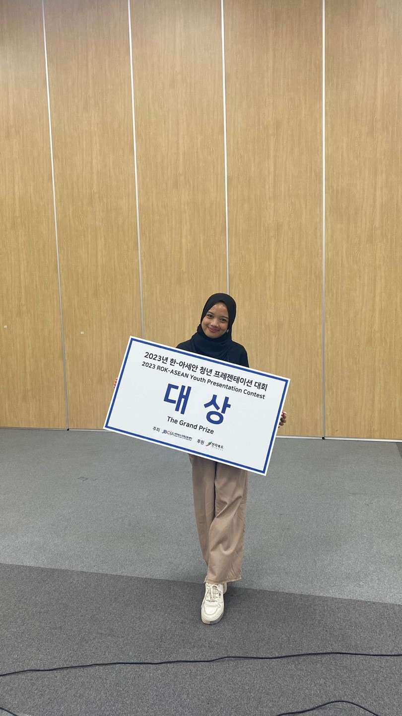 Mahasiswa FIB UNAIR Juarai Kompetisi Internasional di Korea Selatan ...
