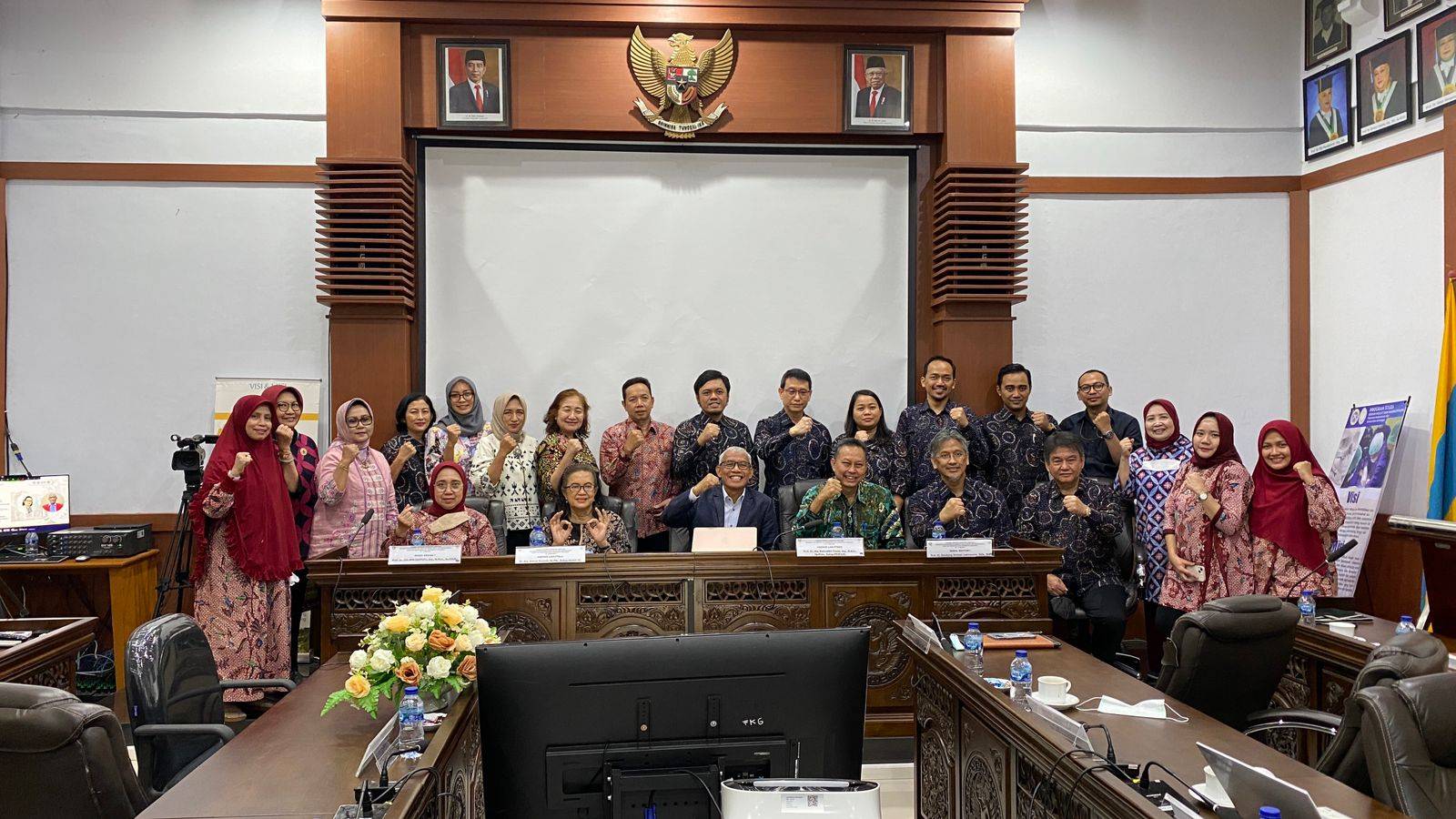 FKG UNAIR Bersama Asesor LAM-PTKes Resmi Melaksanakan Akreditasi Prodi ...