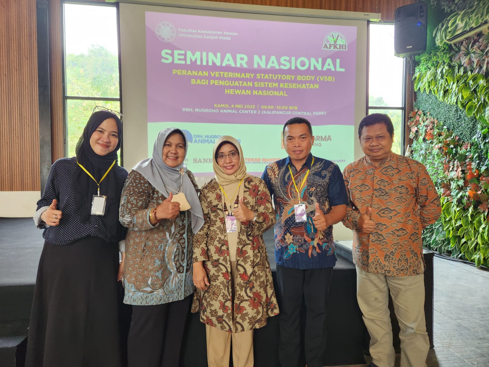 DEKAN FKH UNAIR MENGHADIRI UNDANGAN SEMINAR NASIONAL AFKHI DI SEMARANG ...