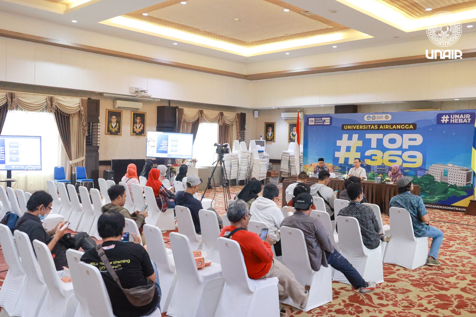Foto : Konferensi Pers SNBT 2023 - Universitas Airlangga Official Website