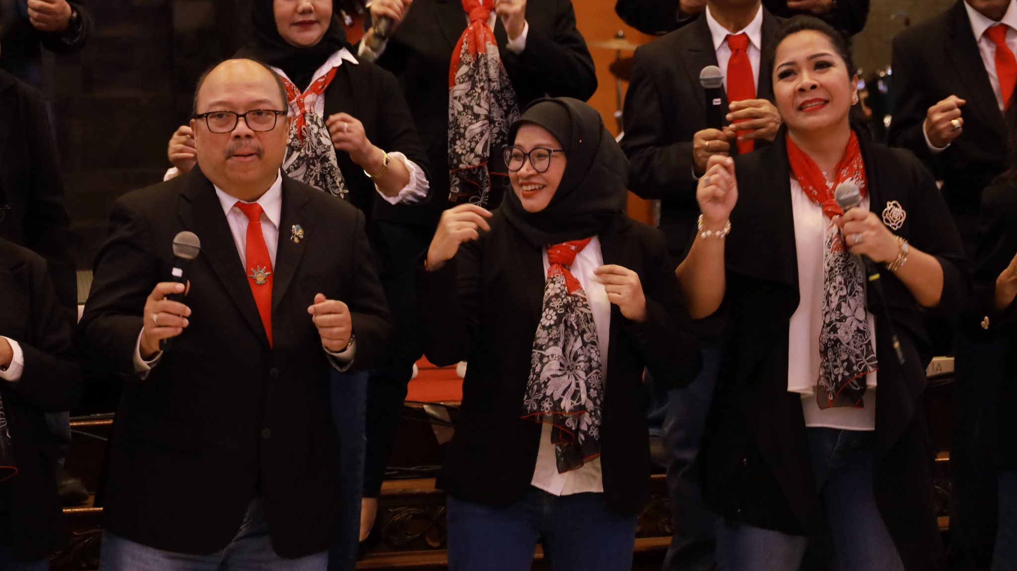 Prof Sindy dan Prof Endang Bercerita tentang D’Professor Band ...