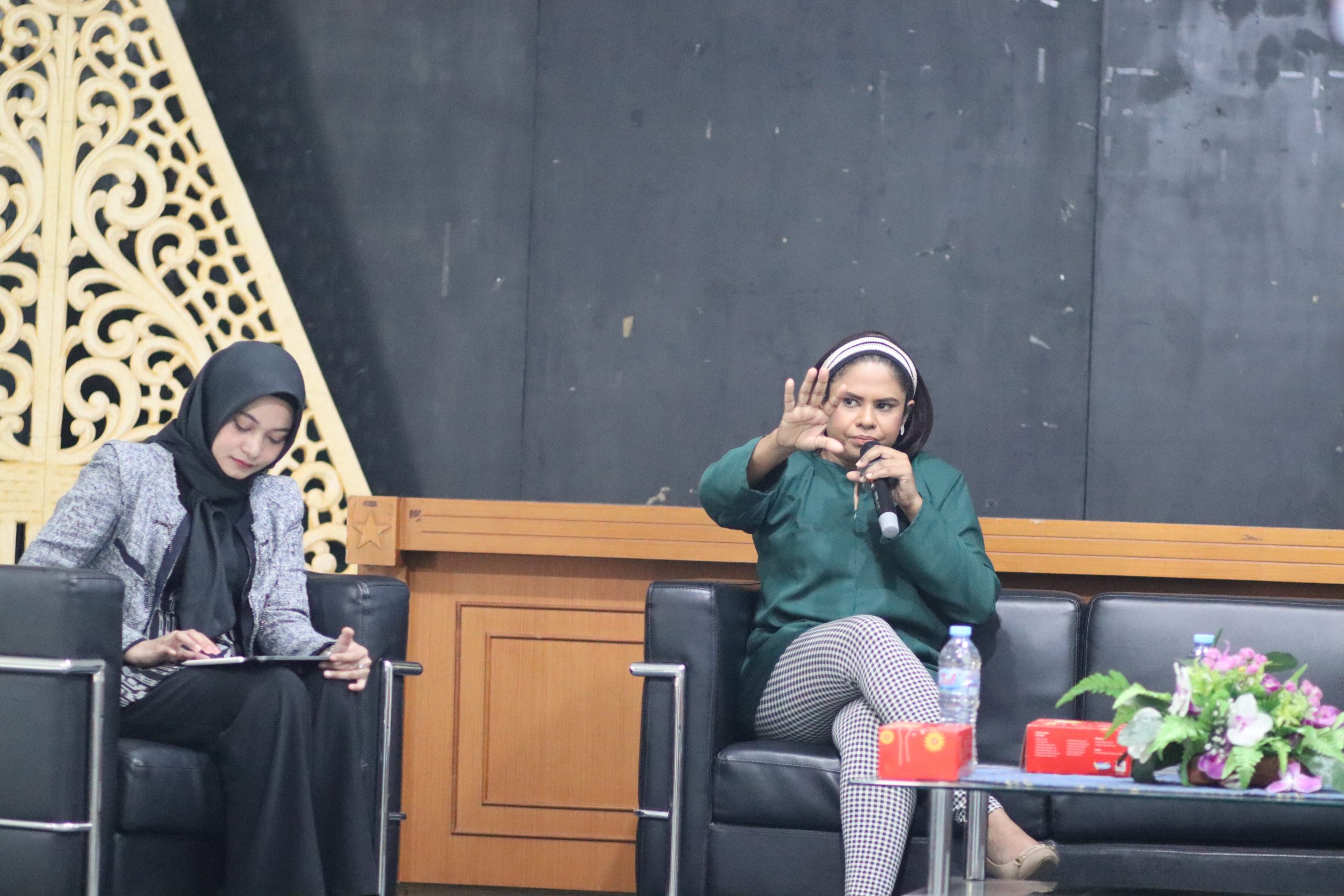 FIB UNAIR Gelar Kuliah Tamu Dari UMS Malaysia - Universitas Airlangga ...