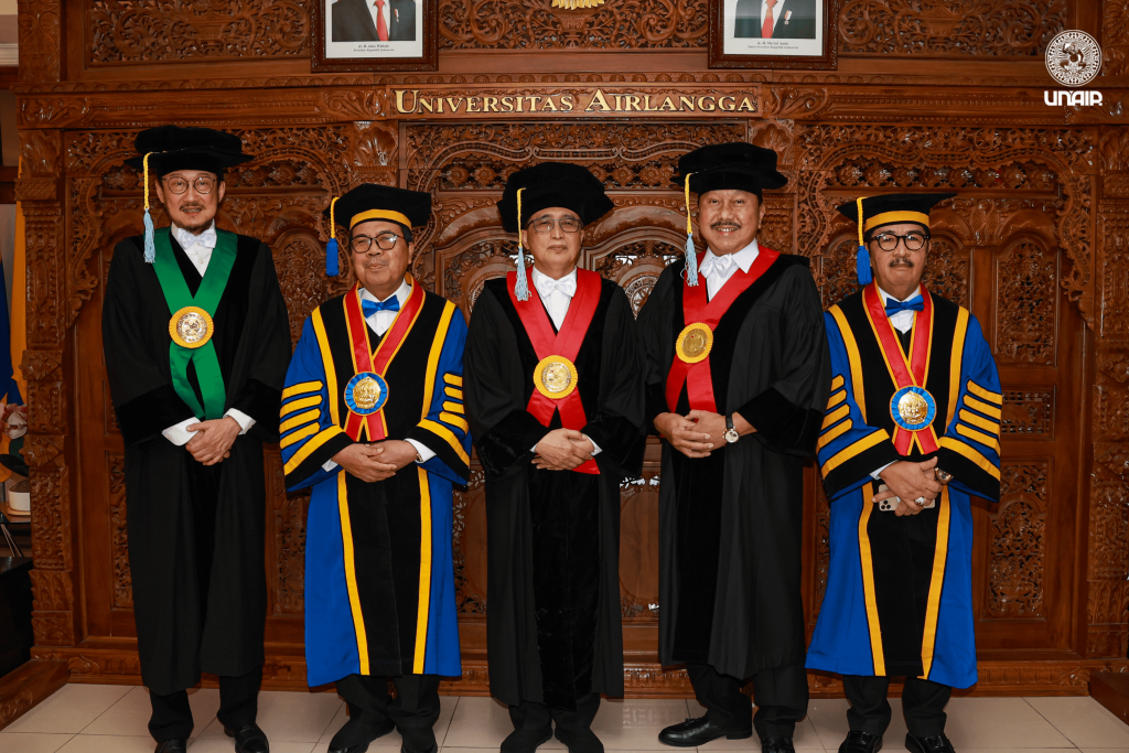 Foto : Pengukuhan Prof. (HCUA) Dr. H. Sunarto, S.H., M.H. - Universitas ...