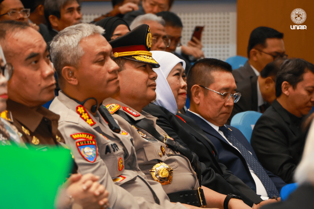 Foto : Pengukuhan Prof. (HCUA) Dr. H. Sunarto, S.H., M.H. - Universitas ...