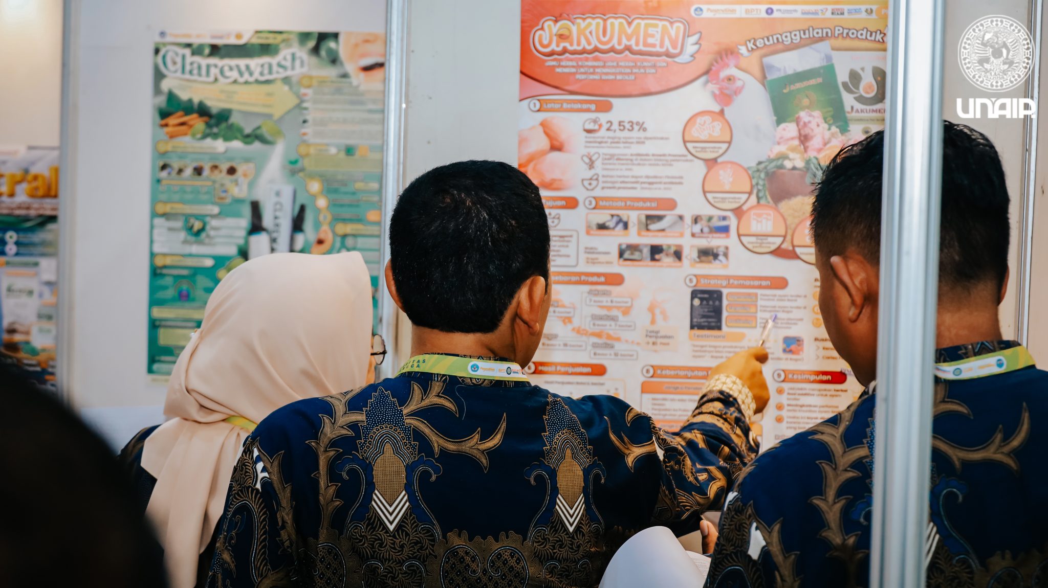 Foto: Lomba Poster PIMNAS 37 - Universitas Airlangga Official Website