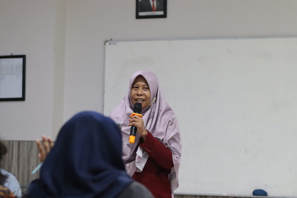 FIB UNAIR Gelar Info Session bersama Kumamoto University - Universitas ...