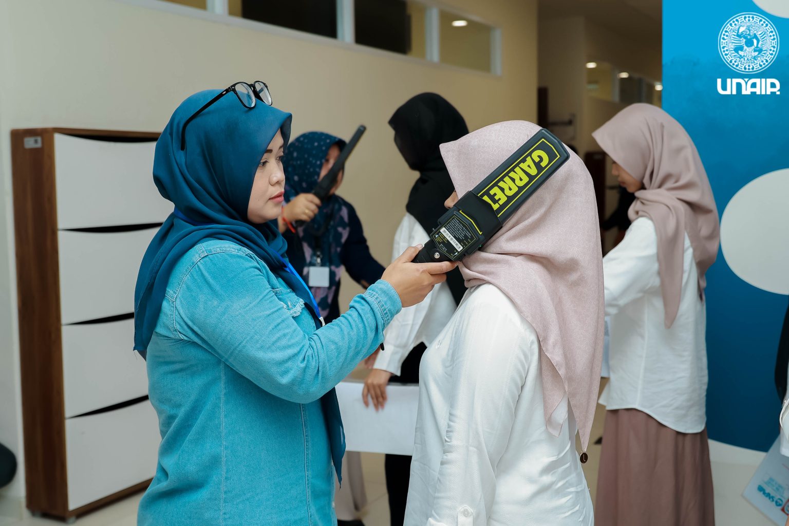 Foto : UTBK 2025 Universitas Airlangga - Universitas Airlangga Official ...
