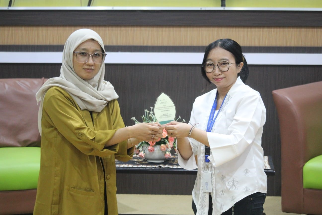 Tupat Sambel bareng Alumni: Tukar Pendapat sambil Belajar - Universitas ...