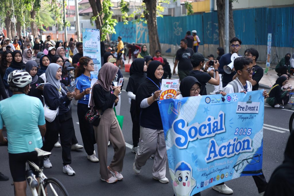 BEM FEB UNAIR Gaungkan Isu Insecurity Lewat Pre-Event Social Action 2025